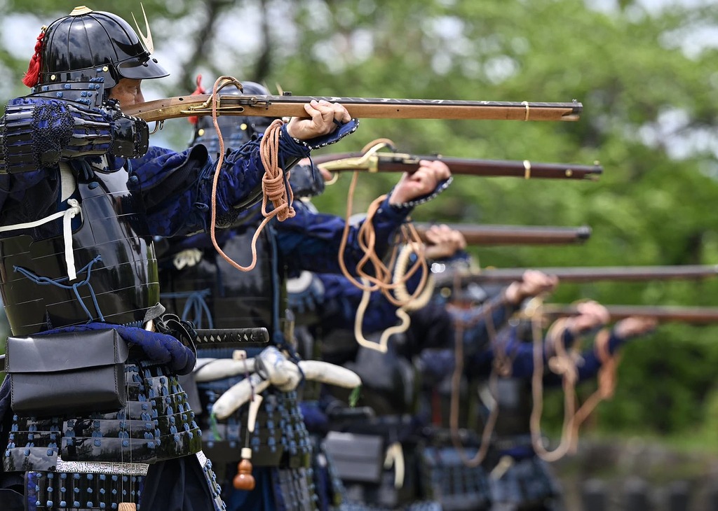 Can I get more Japanese armor costumes? - Suggestions - Archive ...