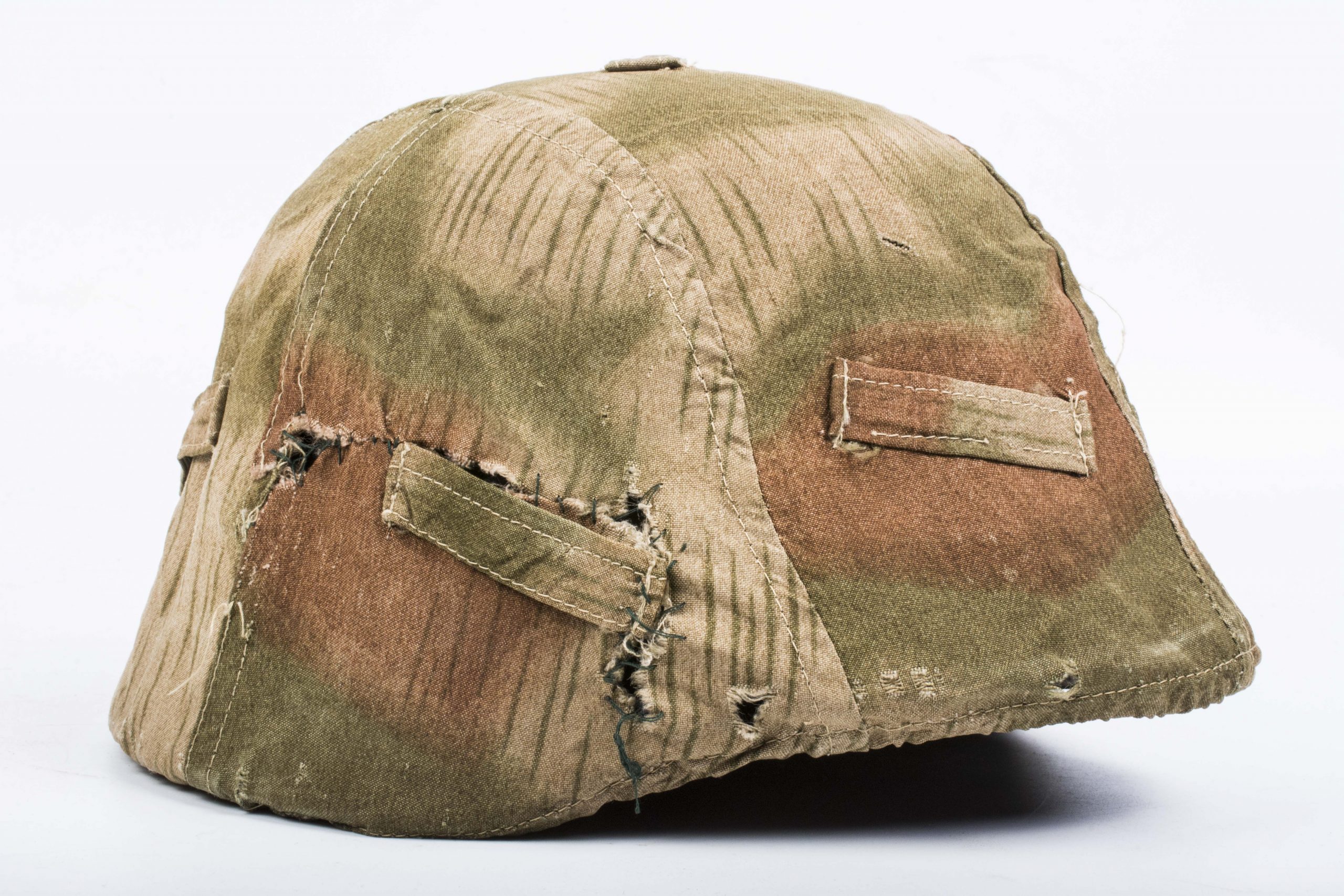Rework the german cover helmet model - Suggestions - Enlisted